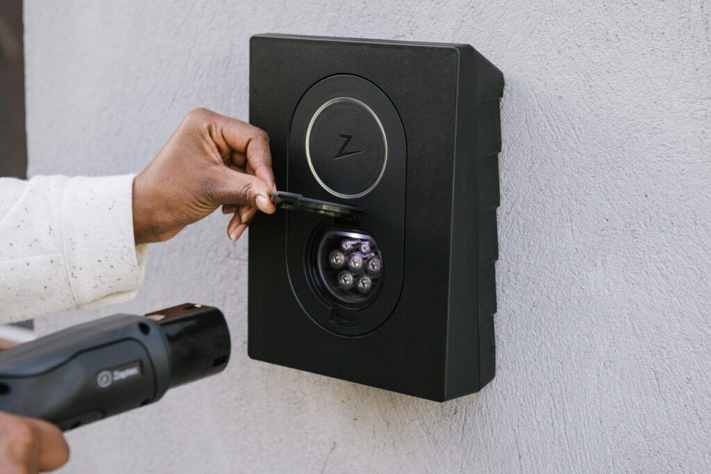 Zaptec Wallbox mit Ladesteckdose für Zuhause kaufen - ChargeShop.de