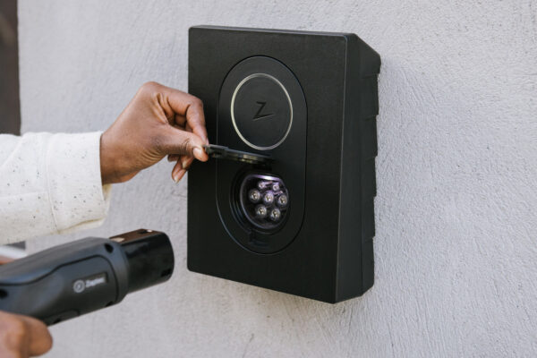 Zaptec Wallbox mit Ladesteckdose für Zuhause kaufen - ChargeShop.de